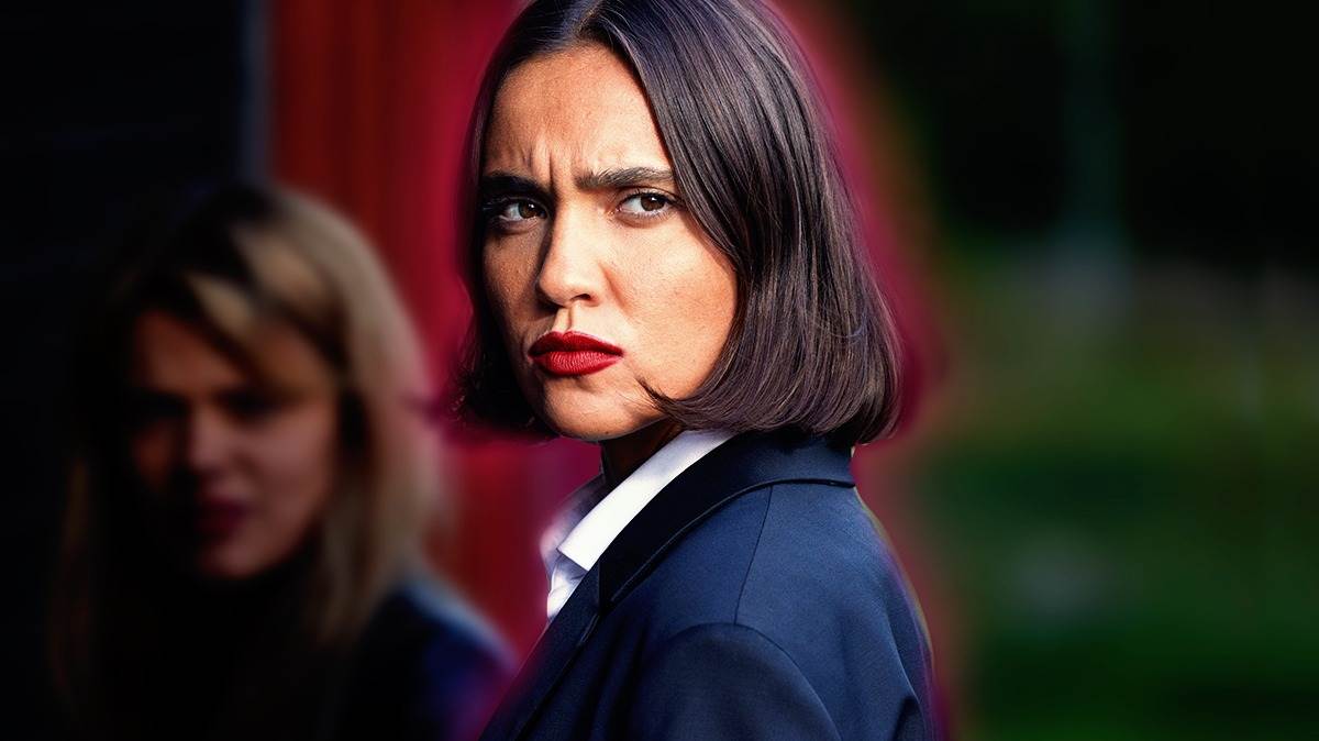 Barracuda Queens Series Review Netflix: Novice Thieves Gang-up for an ...