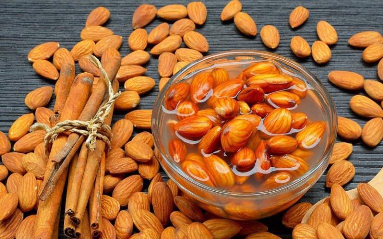 How Soaked Almonds Can Improve Your Skin and Digestion - Word Street ...